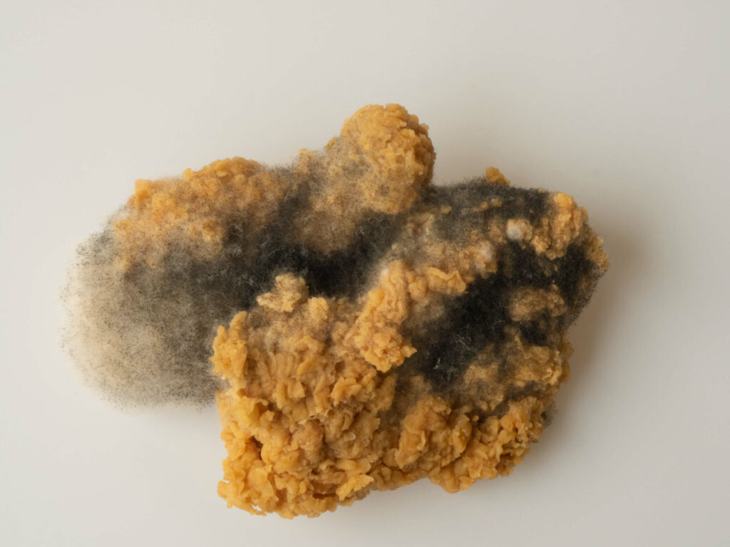 Why Frozen Chicken Is Bad For You - Crimson Coward